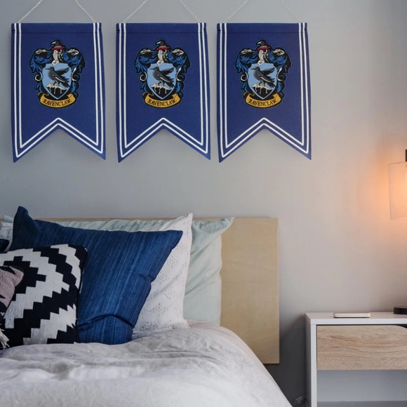 Wizarding World Of Harry Potter | Accents | Harry Potter Ravenclaw Wall ...